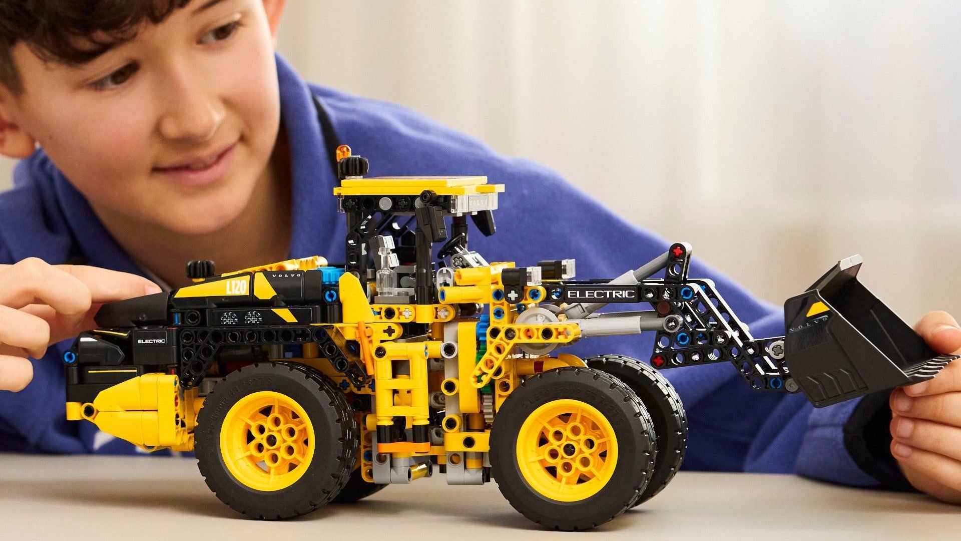 Lego Expands Technic Range with Eight New Sets This Summer
