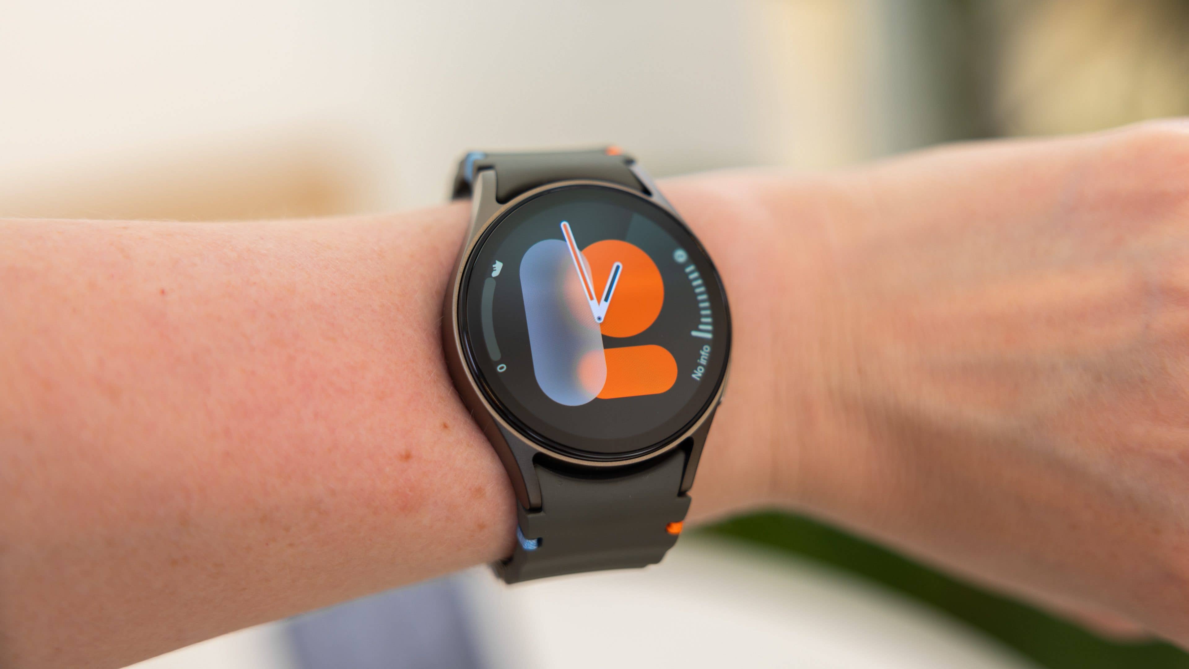 One UI 6 Watch Beta Adds New Features and Fixes to Galaxy Watches